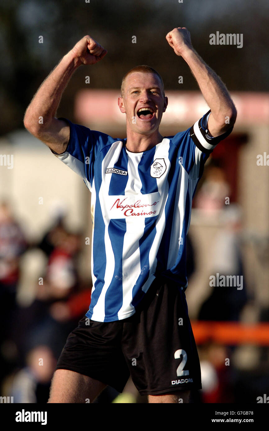 Sheffield Wednesday's captain Lee Bullen celebrates their 4-0 win over ...