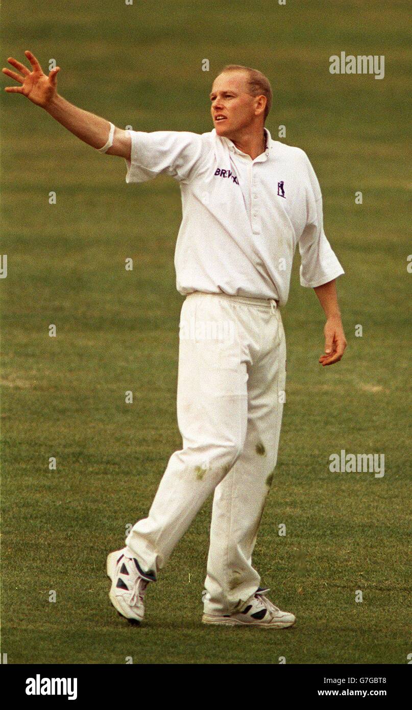 Cricket .... Benson and Hedges Cup ... Lancashire v Warwickshire. Neil ...
