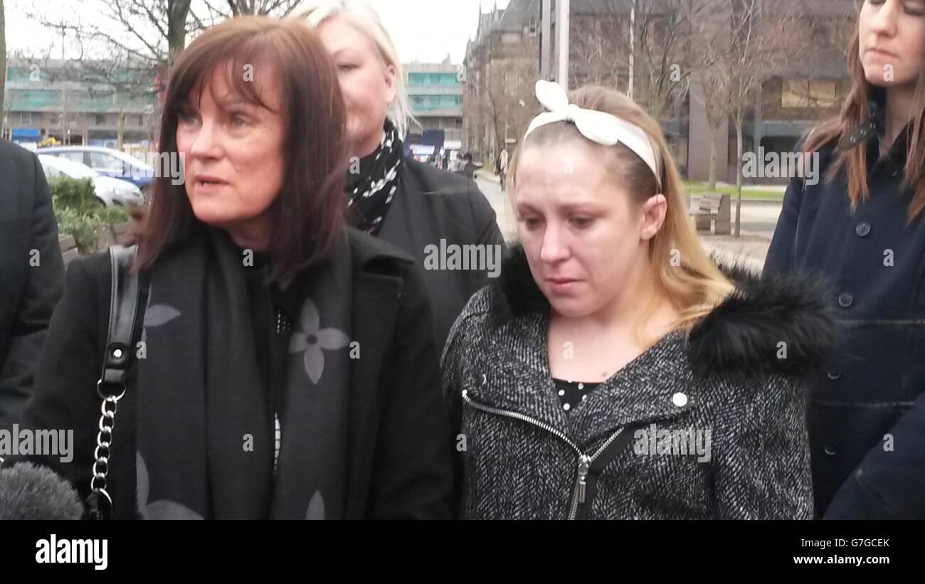 Rebecca Major (right beside her mother Lorraine McClaren outside ...