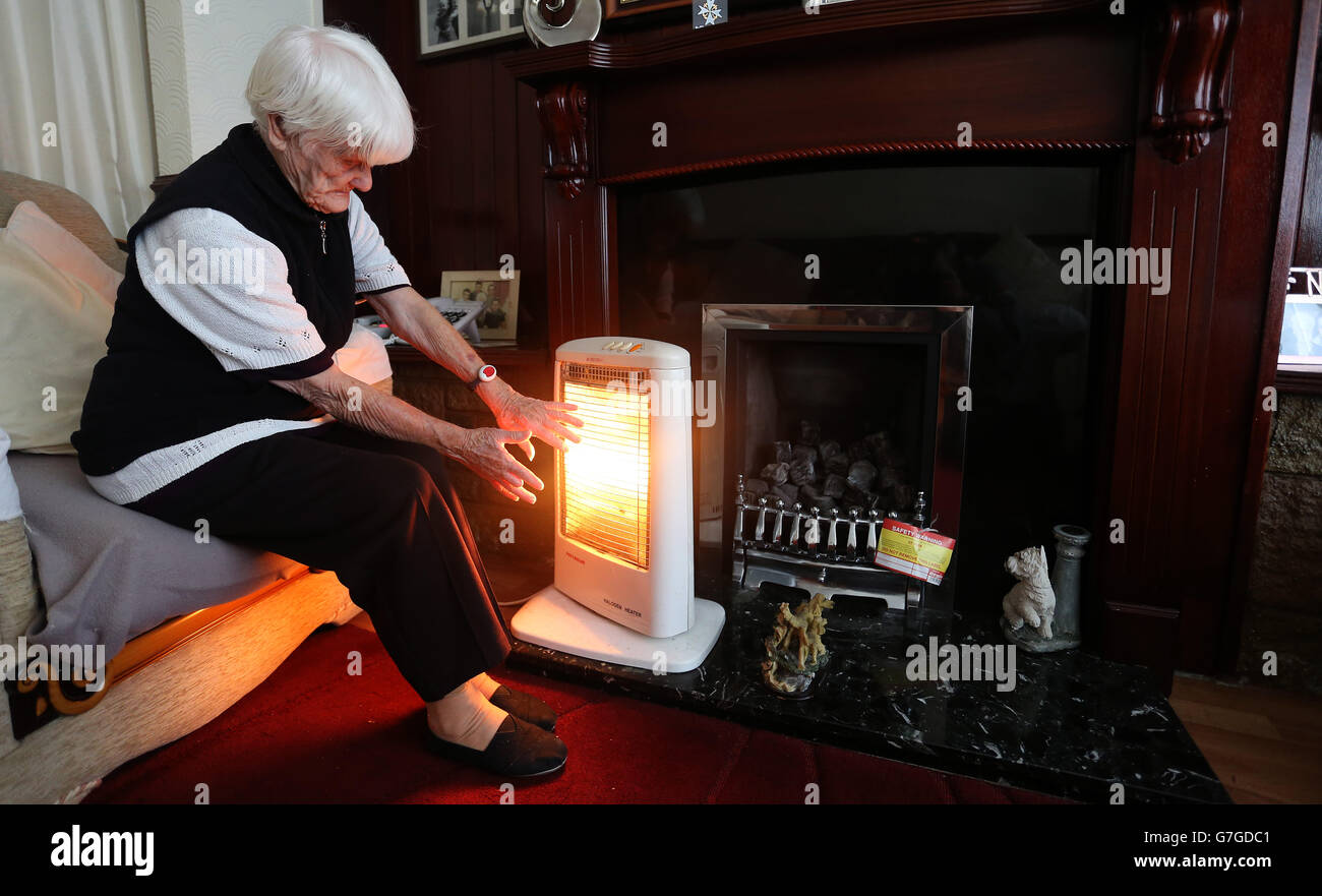 Cold old lady fire hi-res stock photography and images - Alamy