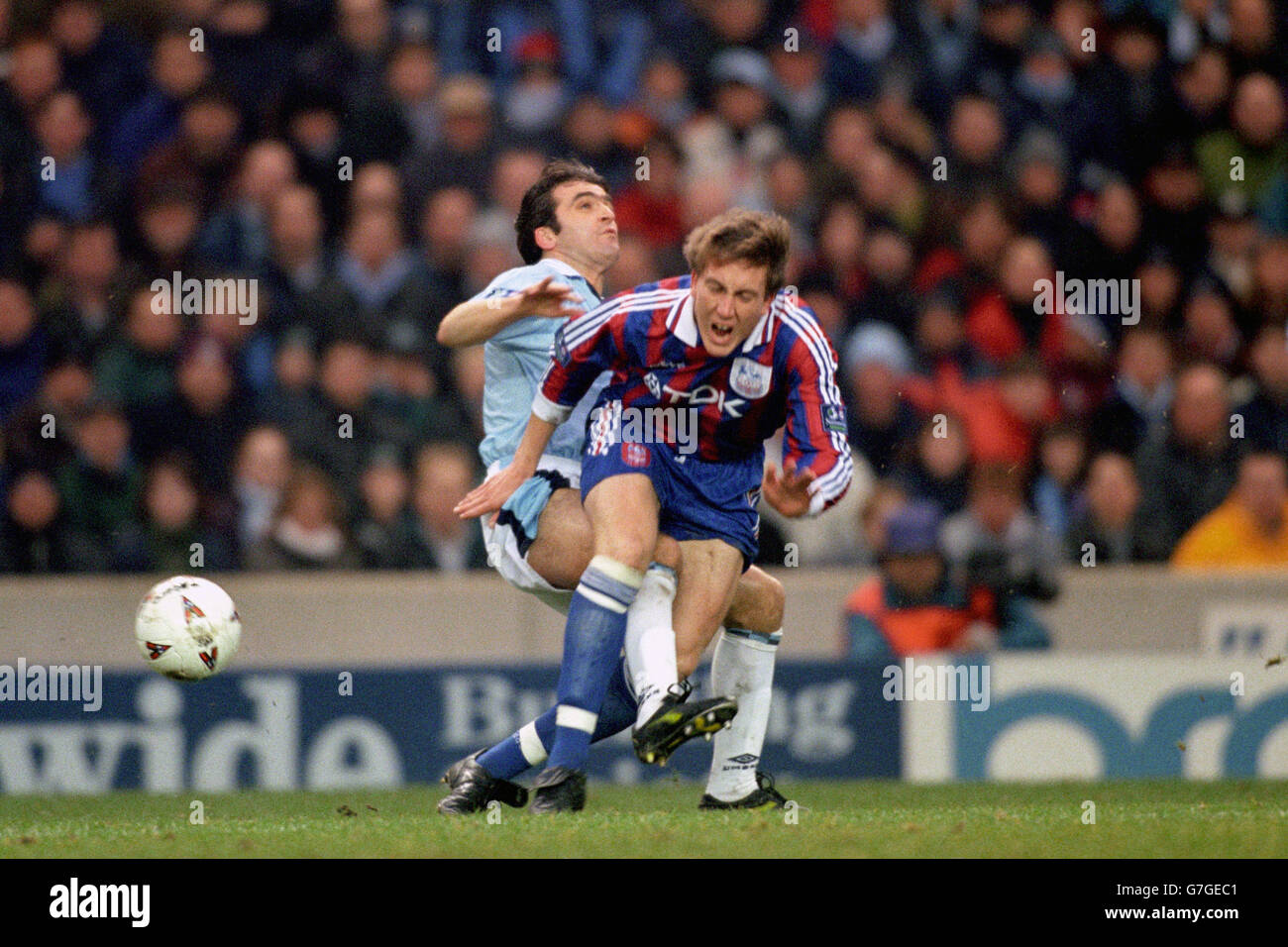 Eddie McGoldrick, Manchester City, brings down David Tuttle, Crystal ...
