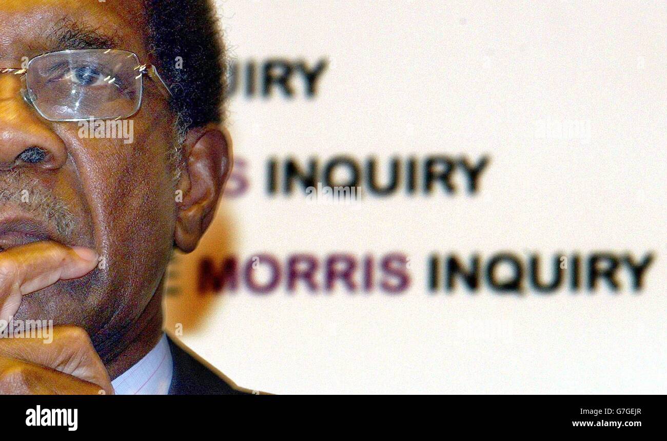 Sir Bill Morris report Stock Photo - Alamy