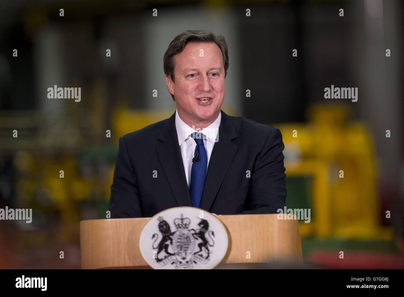 Prime Minister David Cameron delivers a speech on immigration to ...