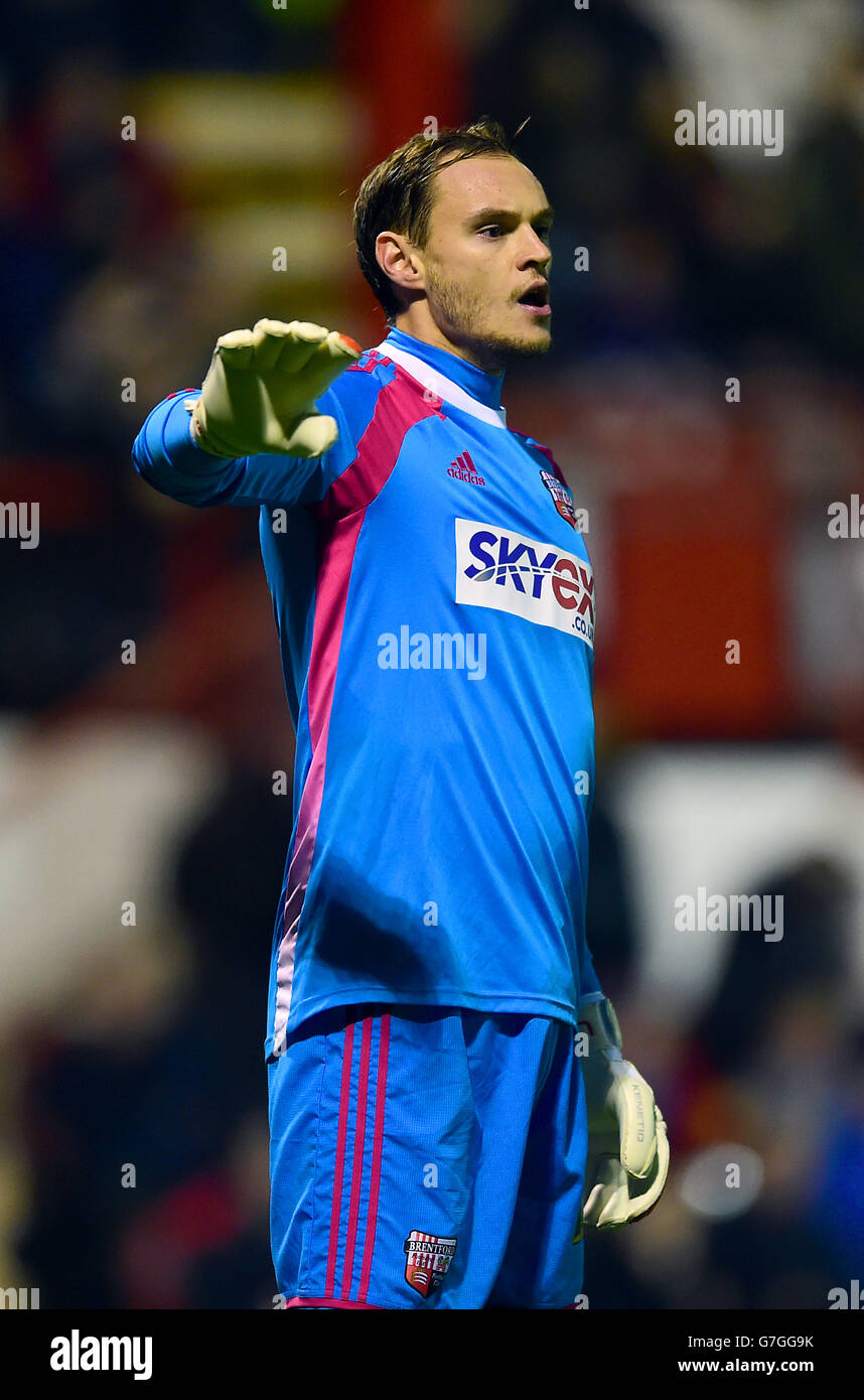 Brentford goalkeeper david button hi-res stock photography and images ...