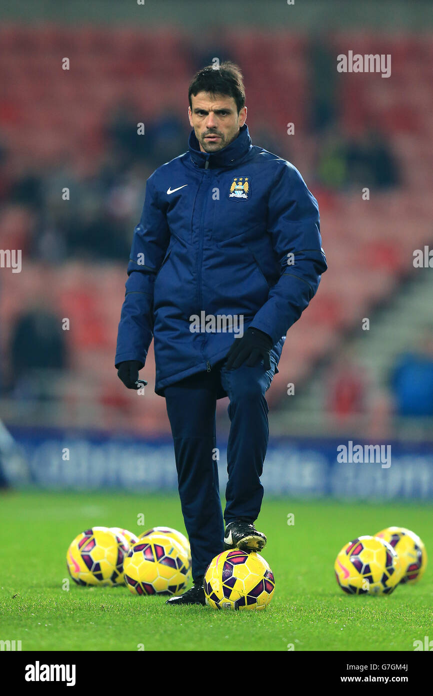 Manchester city fitness coach hi-res stock photography and images - Alamy