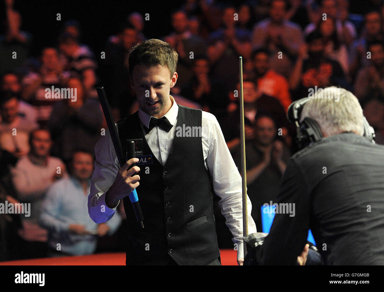 Judd Trump celebrates his victory over Stephen Maguire in their semi ...