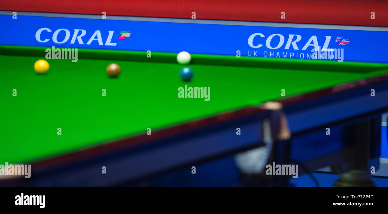 Snooker 2014 coral uk championship day eleven barbican centre hi-res ...