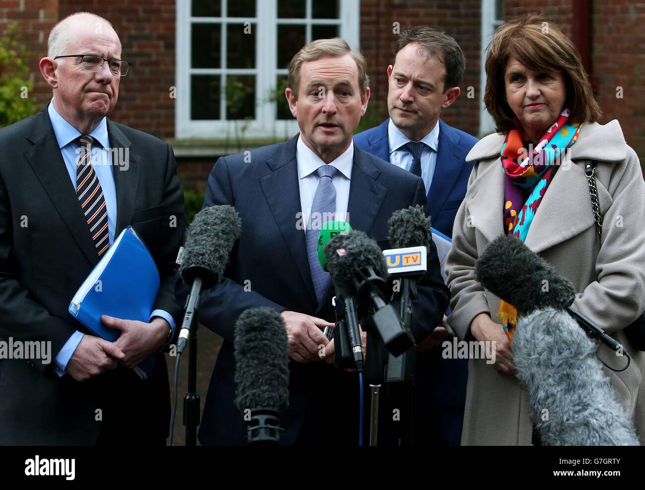 An Taoiseach Enda Kenny (second left) accompanied by (from left ...