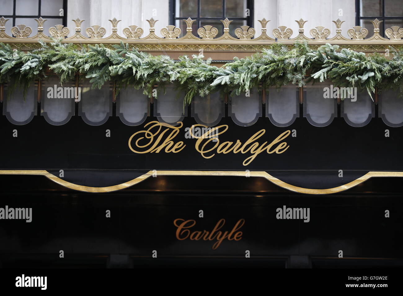 The carlyle hotel new york hi-res stock photography and images - Alamy