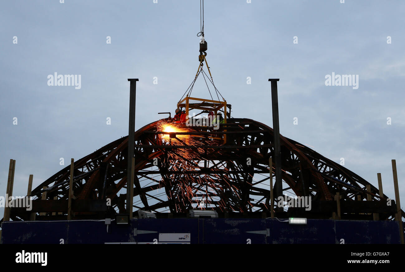 Eastbourne Pier demolition Stock Photo - Alamy