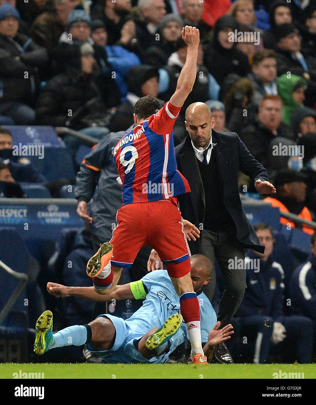 Manchester City's Vincent Kompany and Bayern Munich's Robert ...