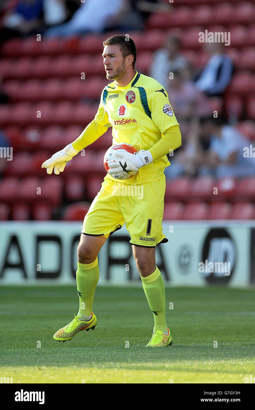 Richard odonnell goalkeeper hi-res stock photography and images - Alamy