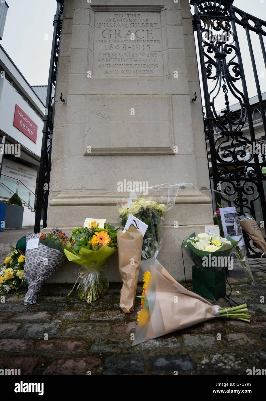 Australian cricketer death hi-res stock photography and images - Alamy