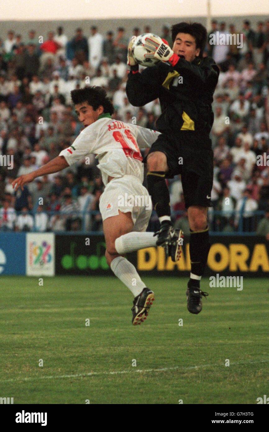 Iran as he collects ball hi-res stock photography and images - Alamy