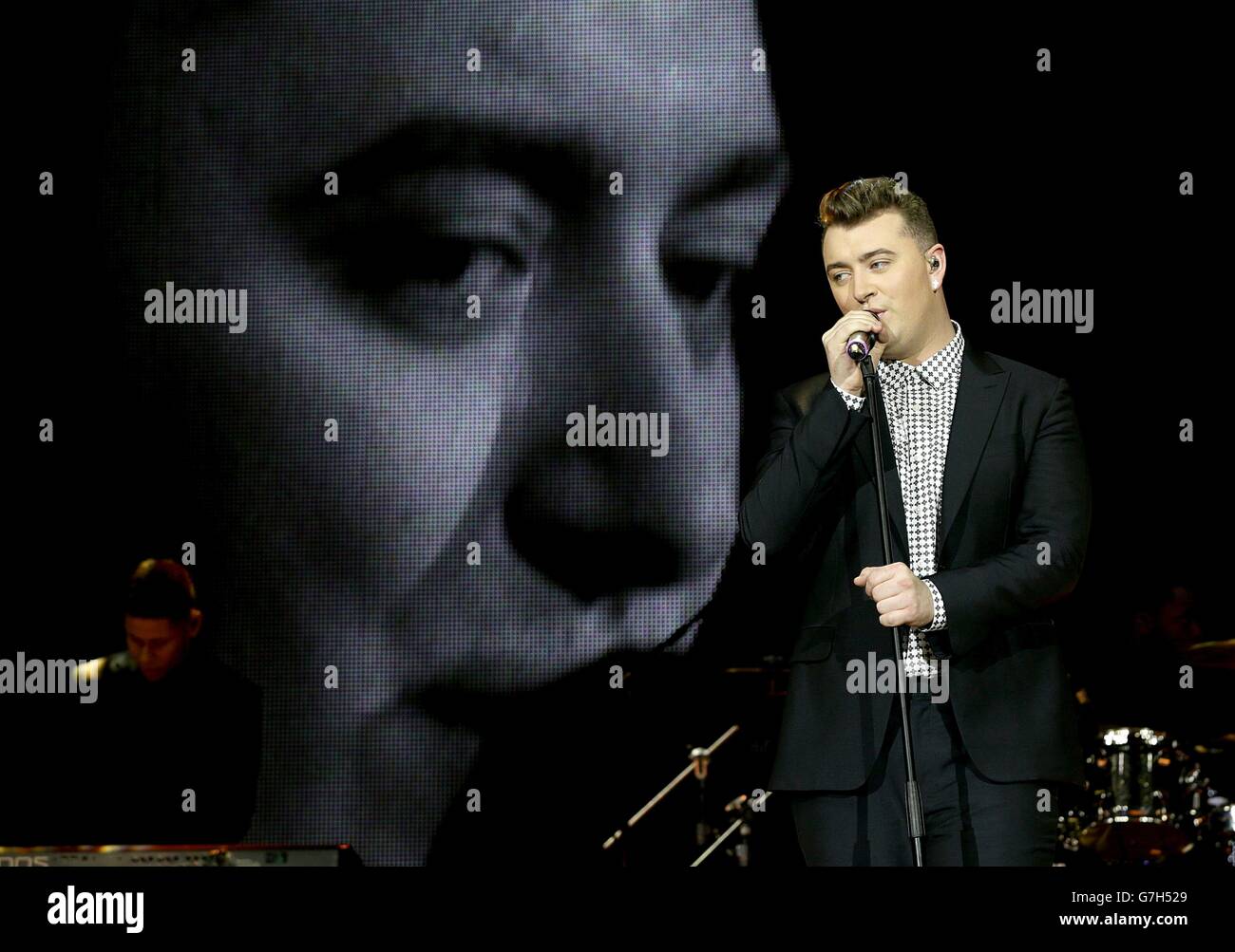 Capital FM Jingle Bell Ball 2014 - Sunday. EXCLUSIVE Sam Smith live on ...