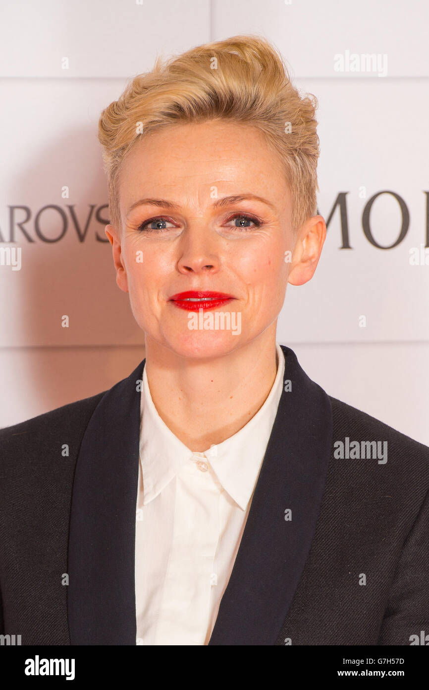 Maxine peake headshot hi-res stock photography and images - Alamy
