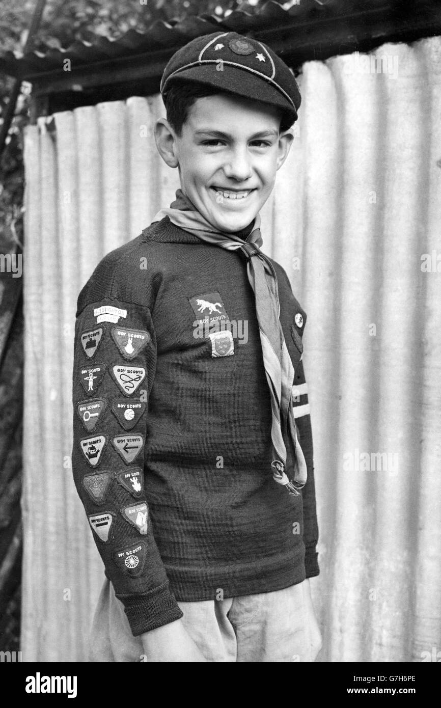 Customs and Traditions - Scout Movement - Wolf Cub - Brighton, Sussex ...