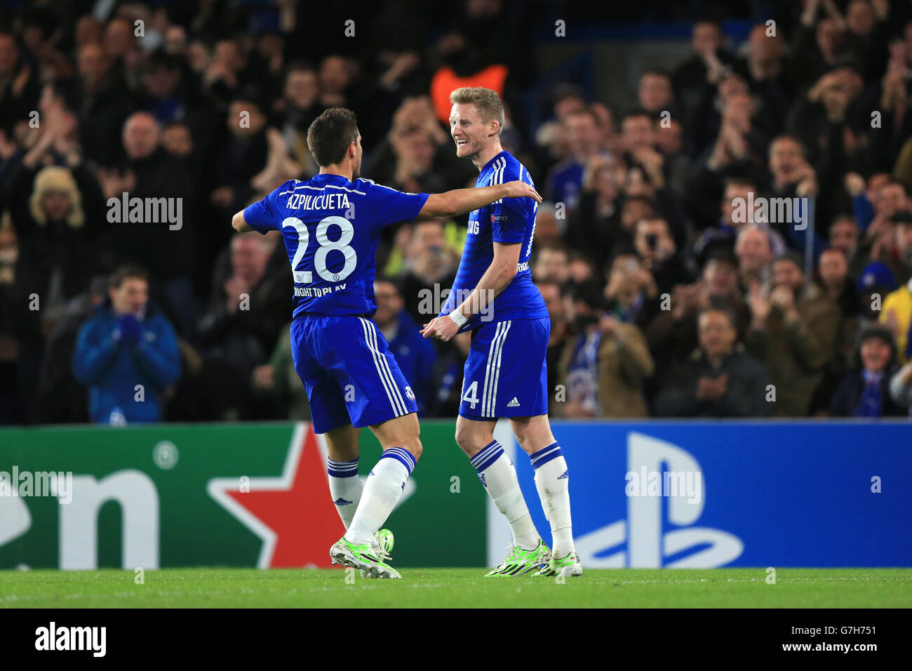Soccer chelsea schuerrle hi-res stock photography and images - Alamy
