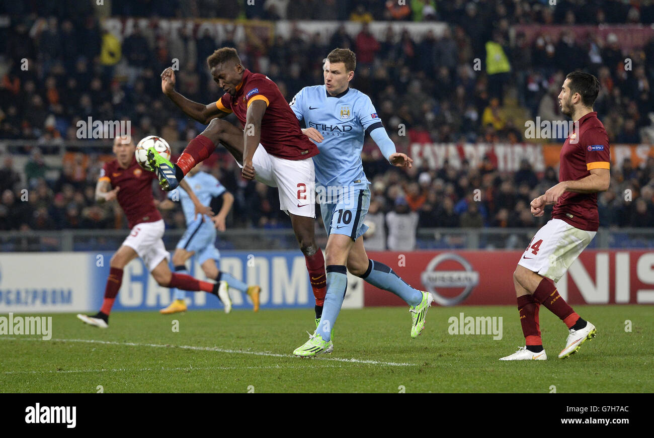 Footballs as full length champslgekr11thdec ampics hi-res stock ...