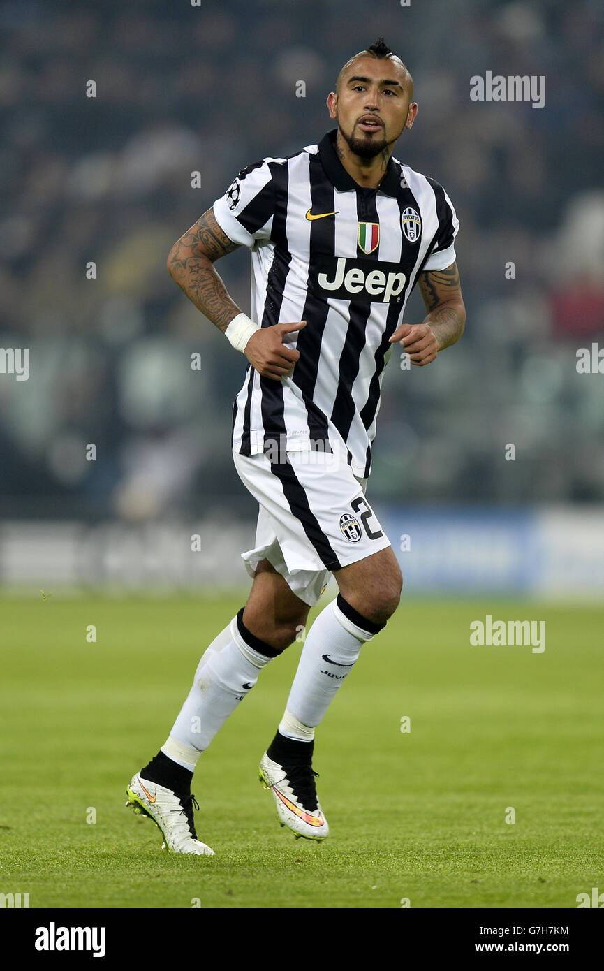 Juventus arturo vidal hi-res stock photography and images - Alamy