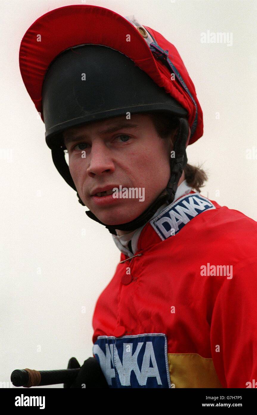 Jamie osborne jockey hi-res stock photography and images - Alamy