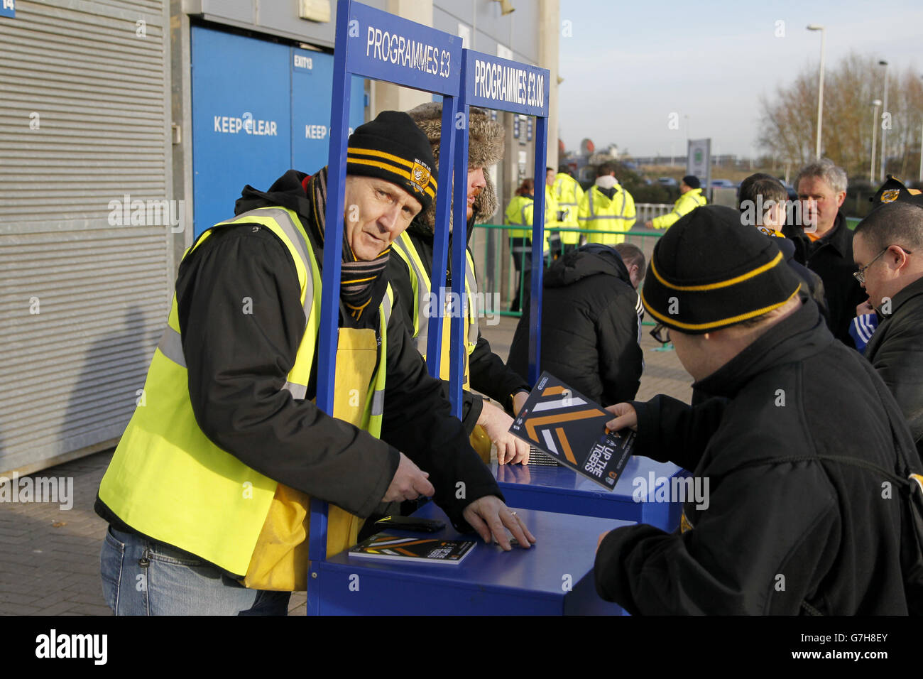 Hull city programme vendors hi-res stock photography and images - Alamy