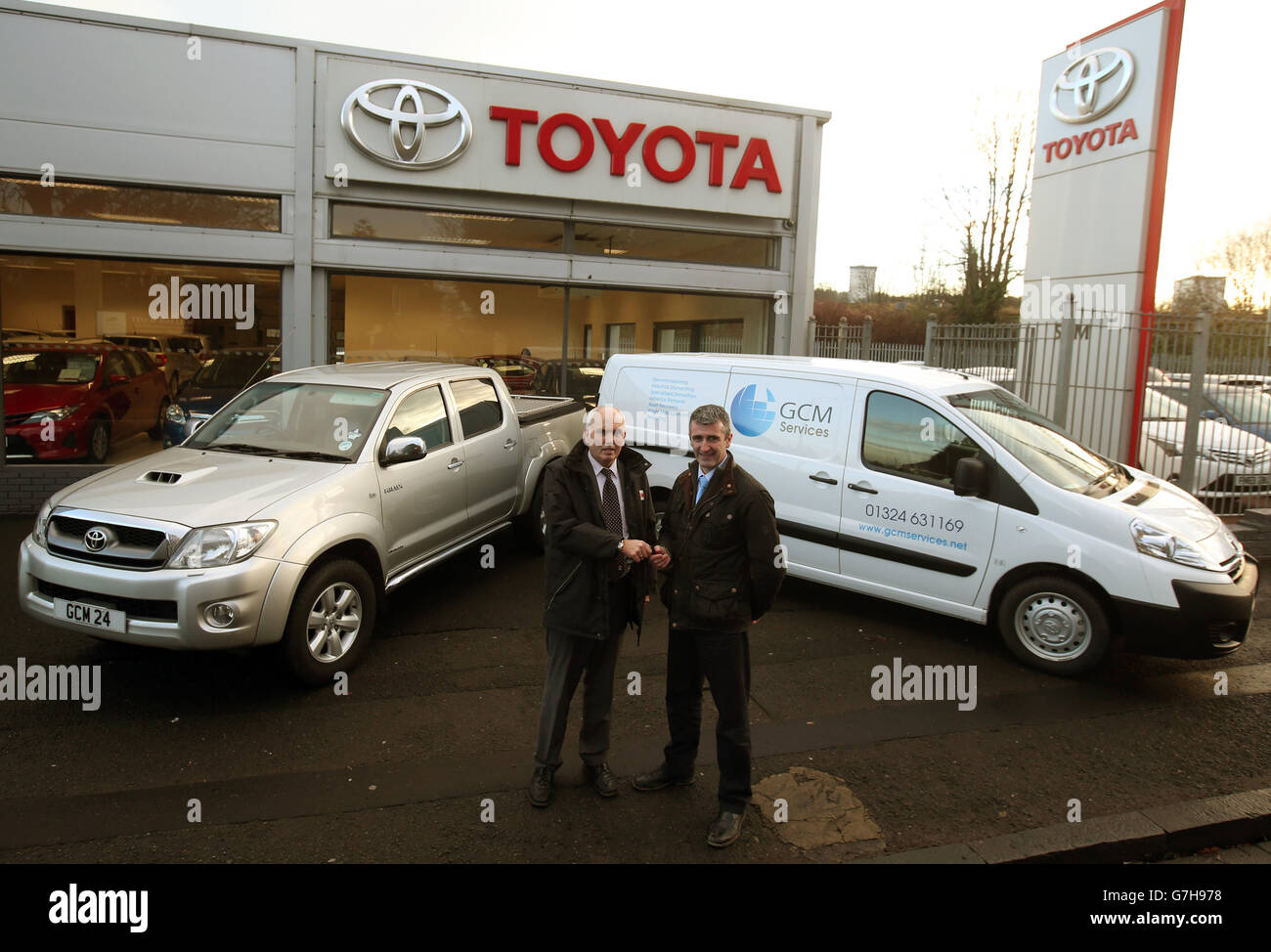 l-r Group Fleet Manager Tom Graham from Toyota SDM in Falkirk with ...