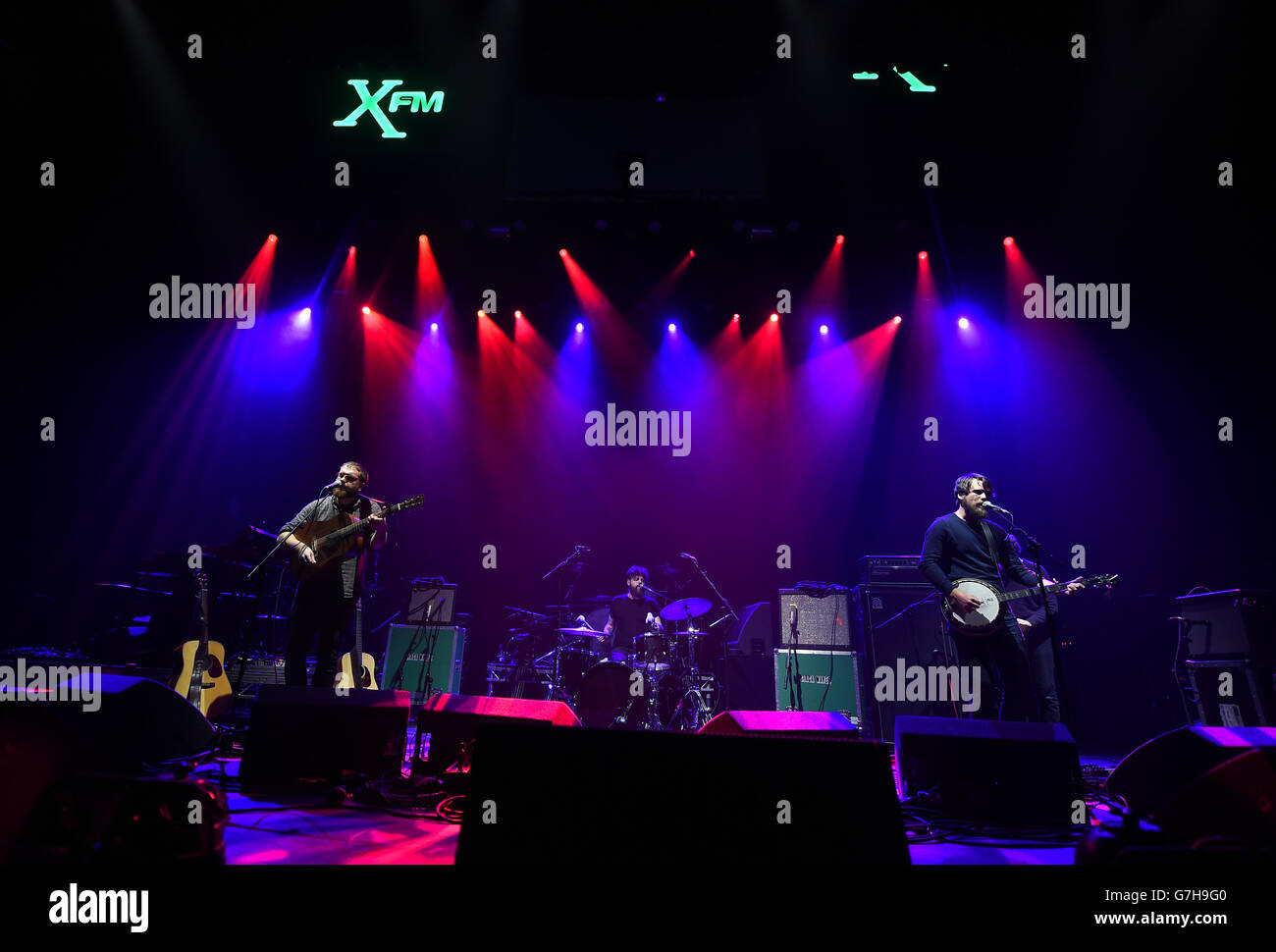 Andrew Davie and Joey Haynes of Bear's Den perform at Xfm's Winter ...