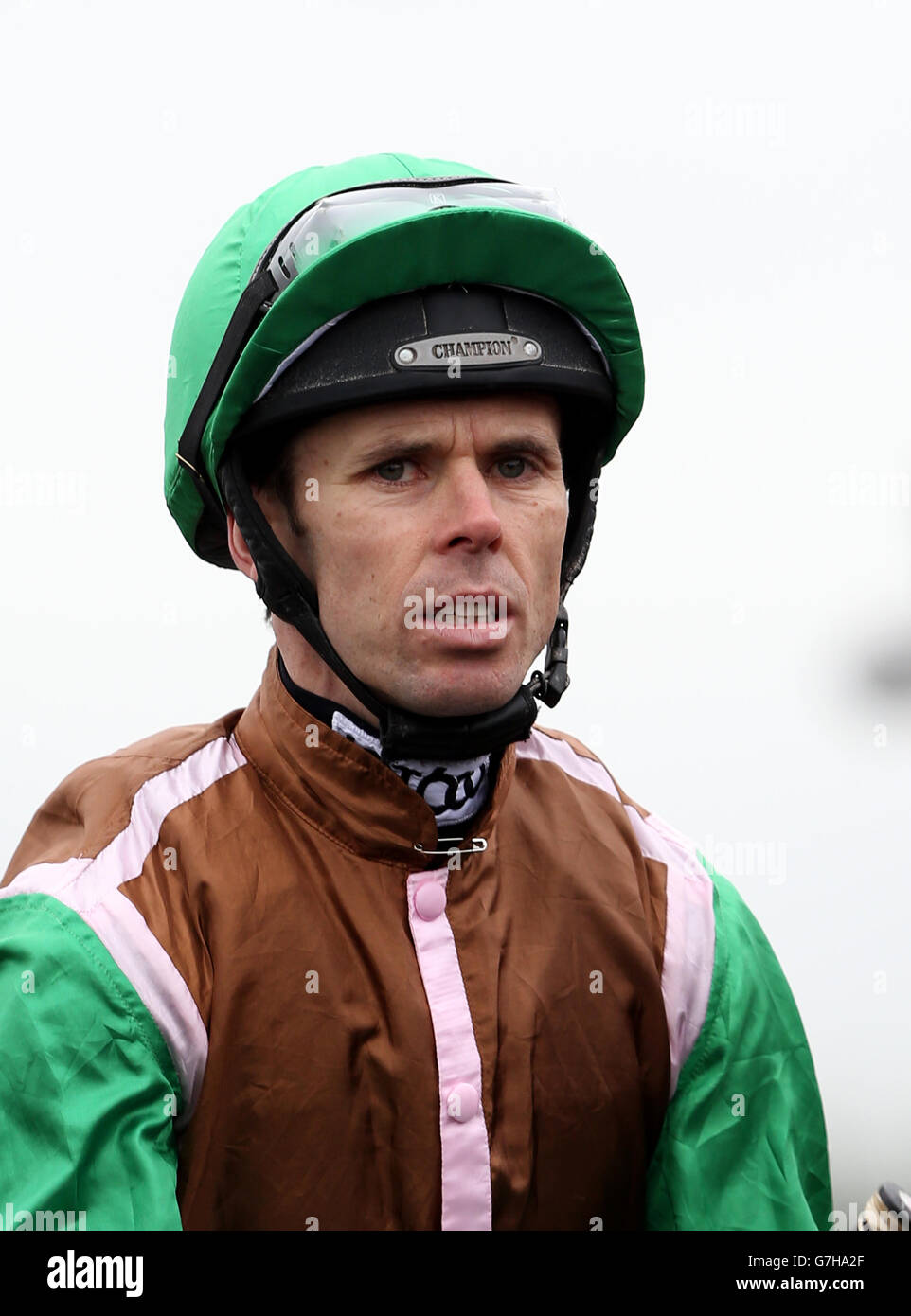 Jockey graham lee at southwell racecourse hi-res stock photography and ...