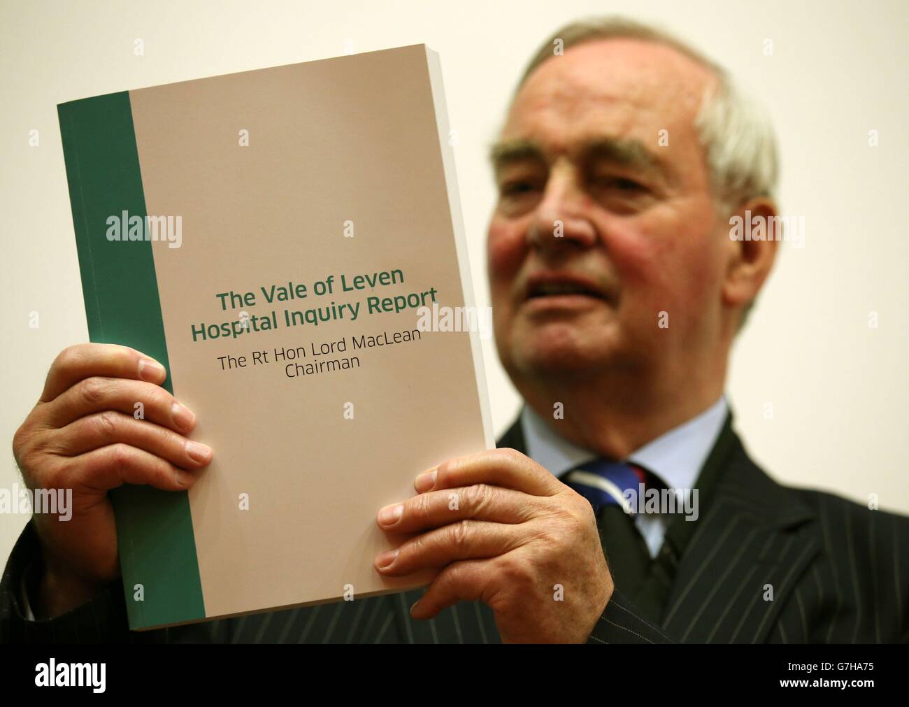 C diff report hi-res stock photography and images - Alamy