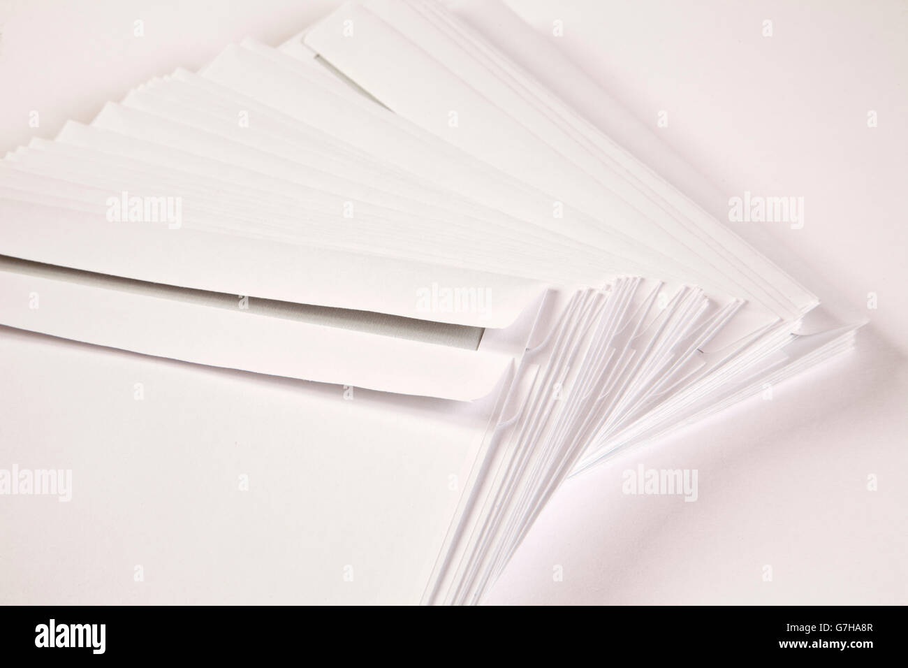 Envelopes, white, reverse side Stock Photo - Alamy