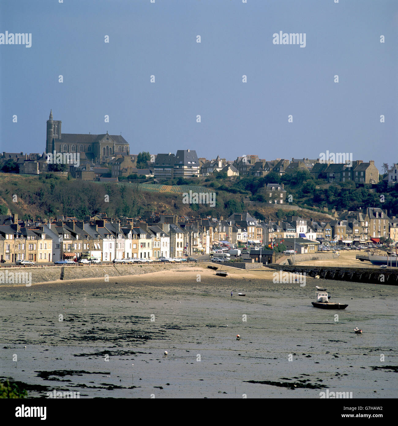 House cancale brittany france hi-res stock photography and images - Alamy