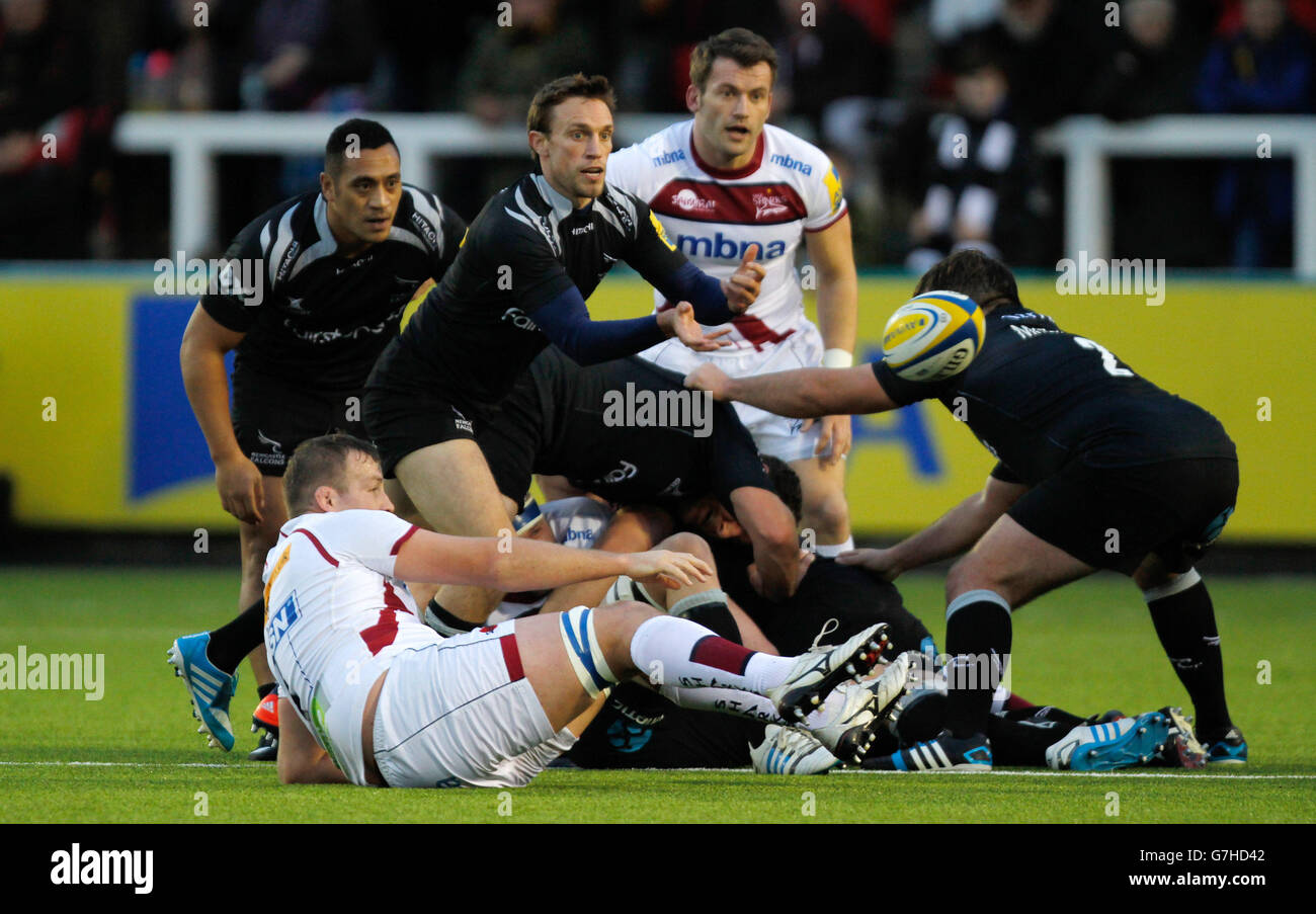 Mike ball hi-res stock photography and images - Alamy