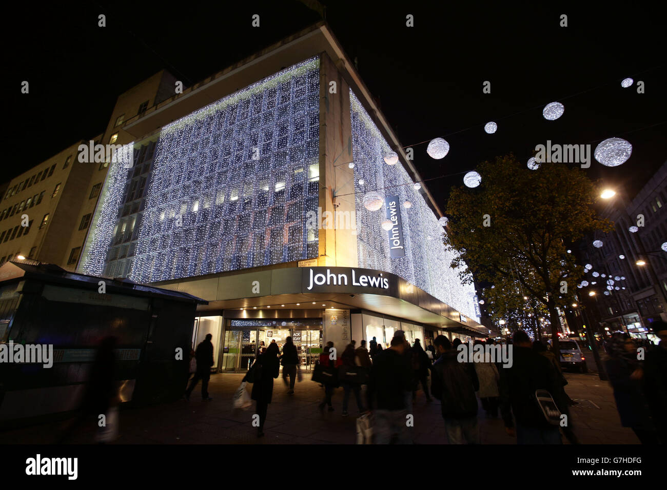 The exterior of John Lewis lit up for Christmas, on Oxford Street in ...