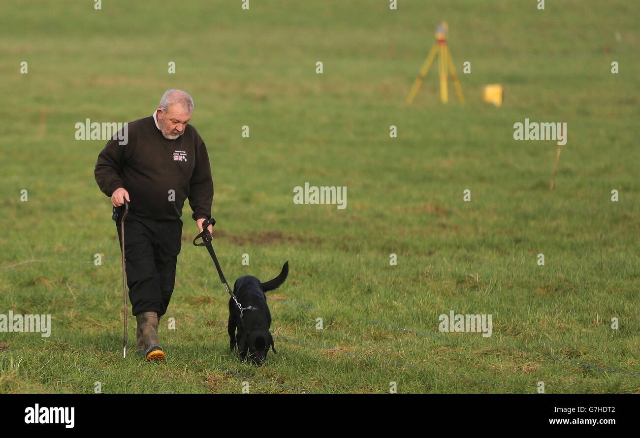 Michael Swindells from Search Dogs UK and his sniffer dog Ronnie ...