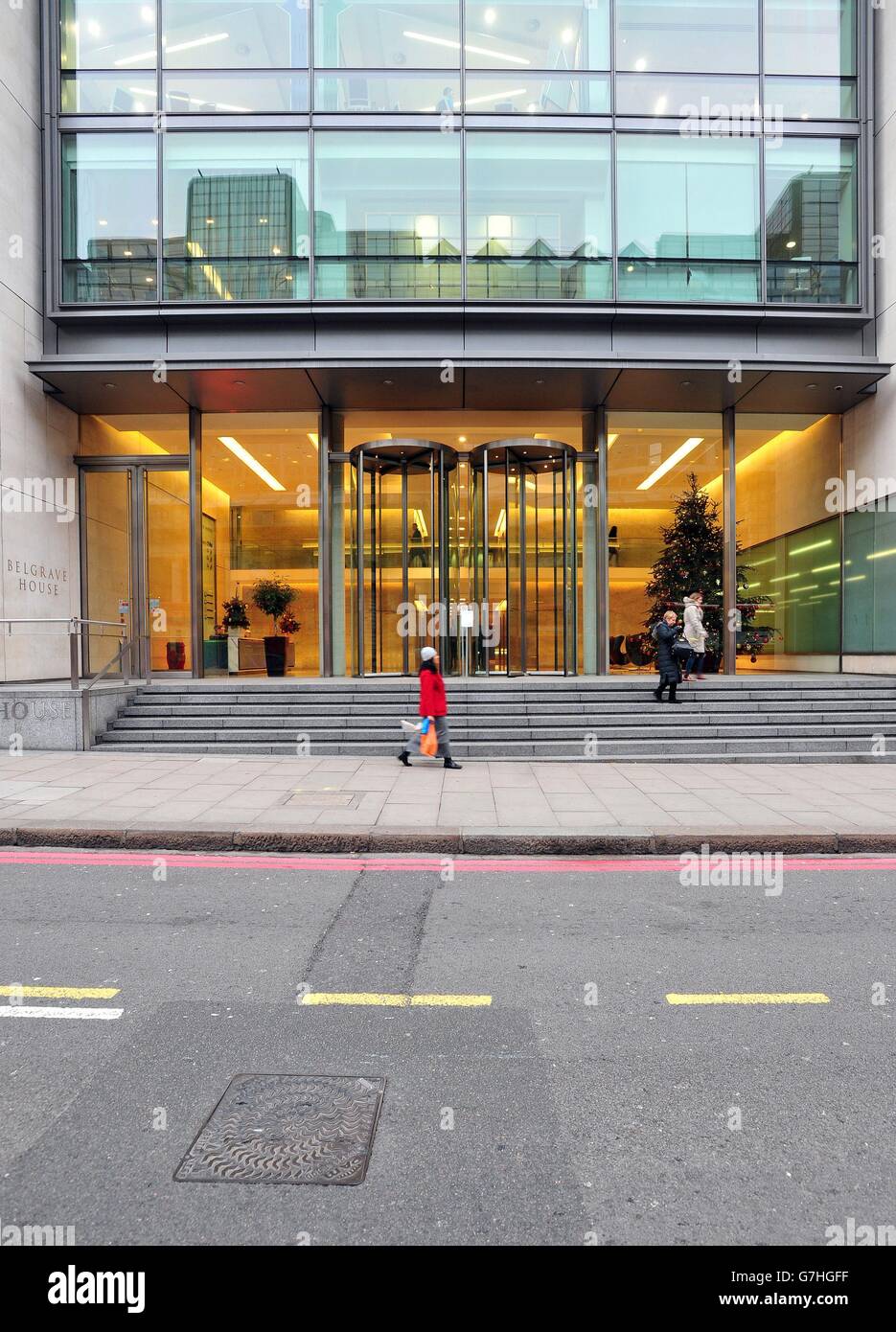 Google employees at work hi-res stock photography and images - Alamy
