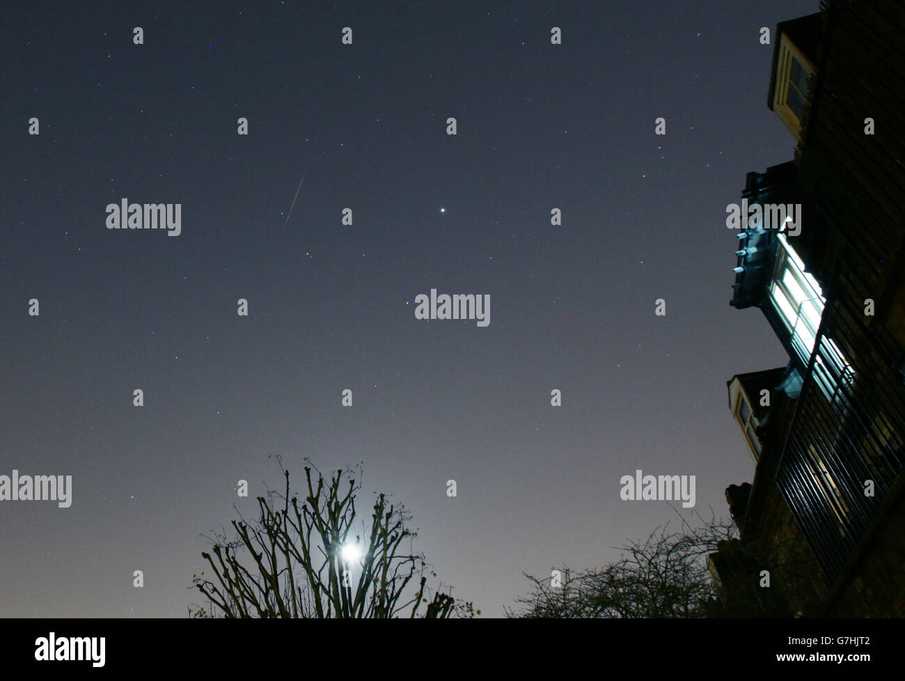A shooting star seen from north London during the Geminids meteor ...