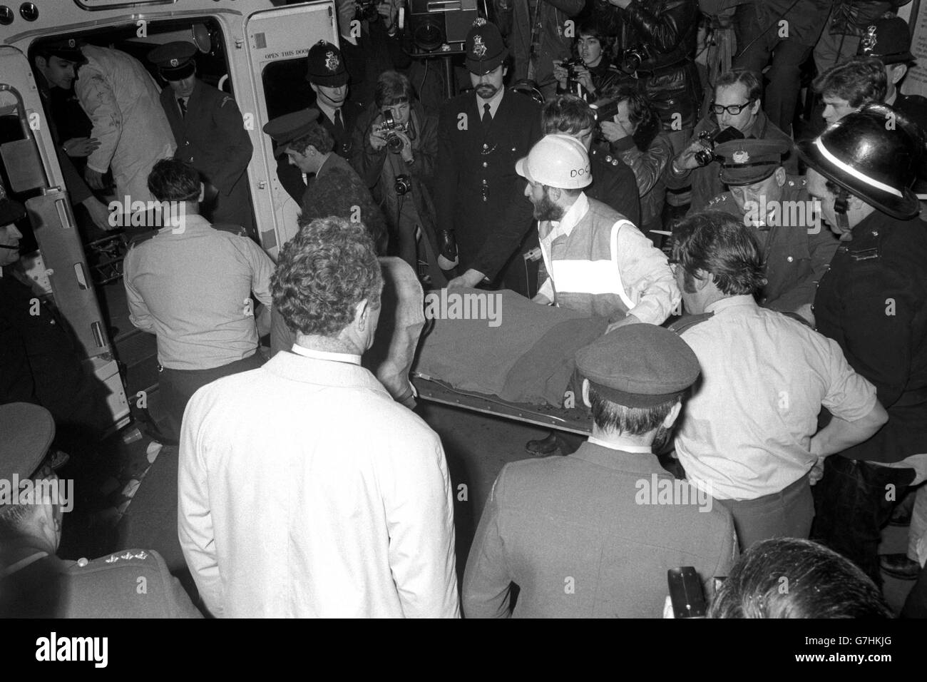 Injured In The Tube Crash At Moorgate Station High Resolution Stock ...