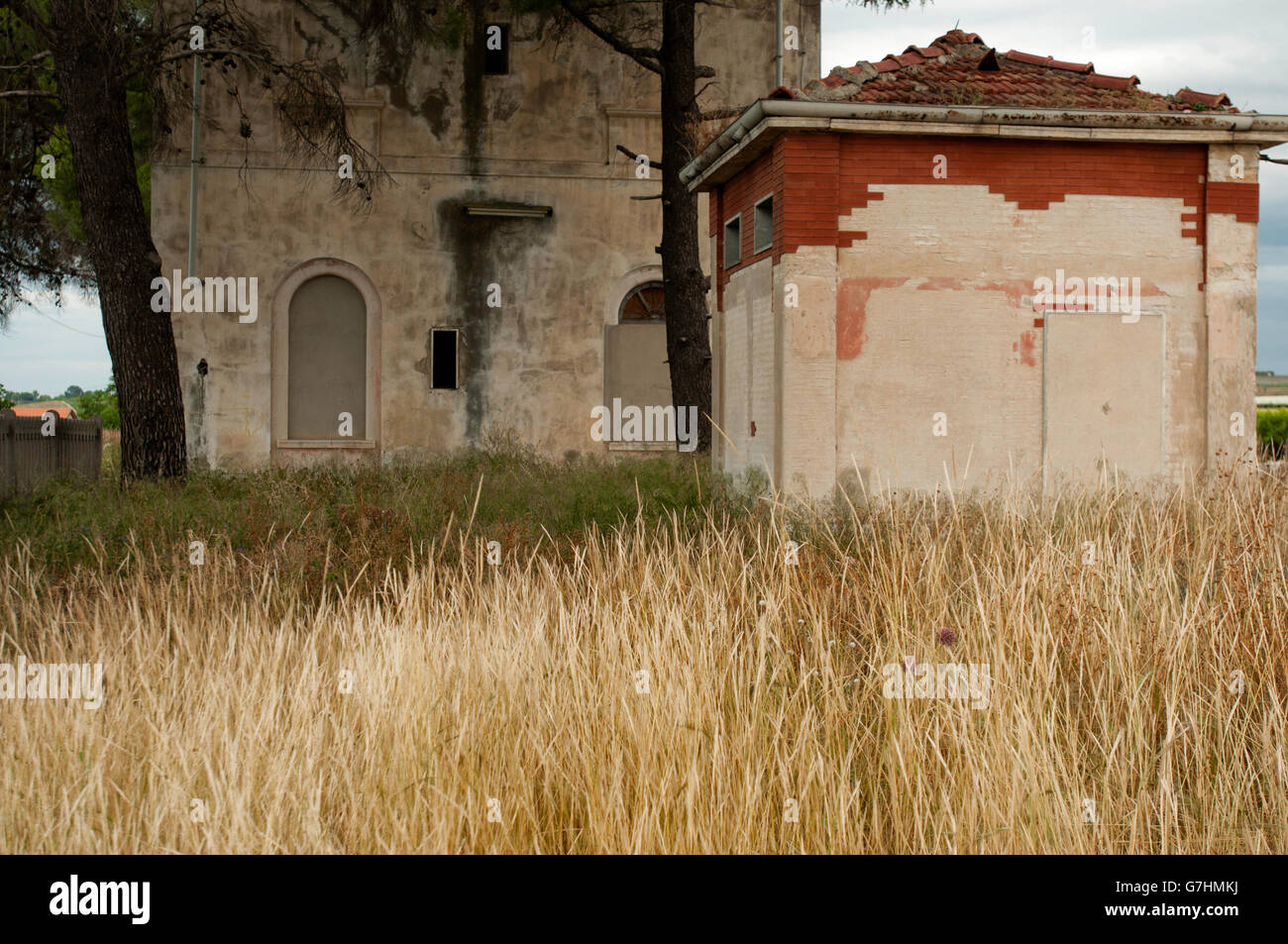 Puglia train hi-res stock photography and images - Alamy
