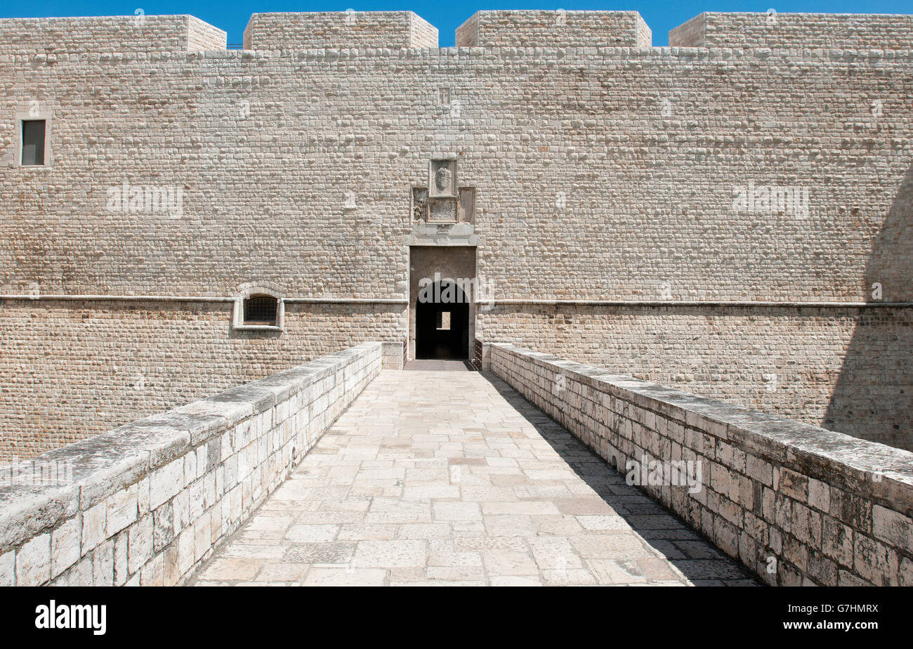 The massive walls of the Spanish castle in Barletta. Italy Stock Photo ...
