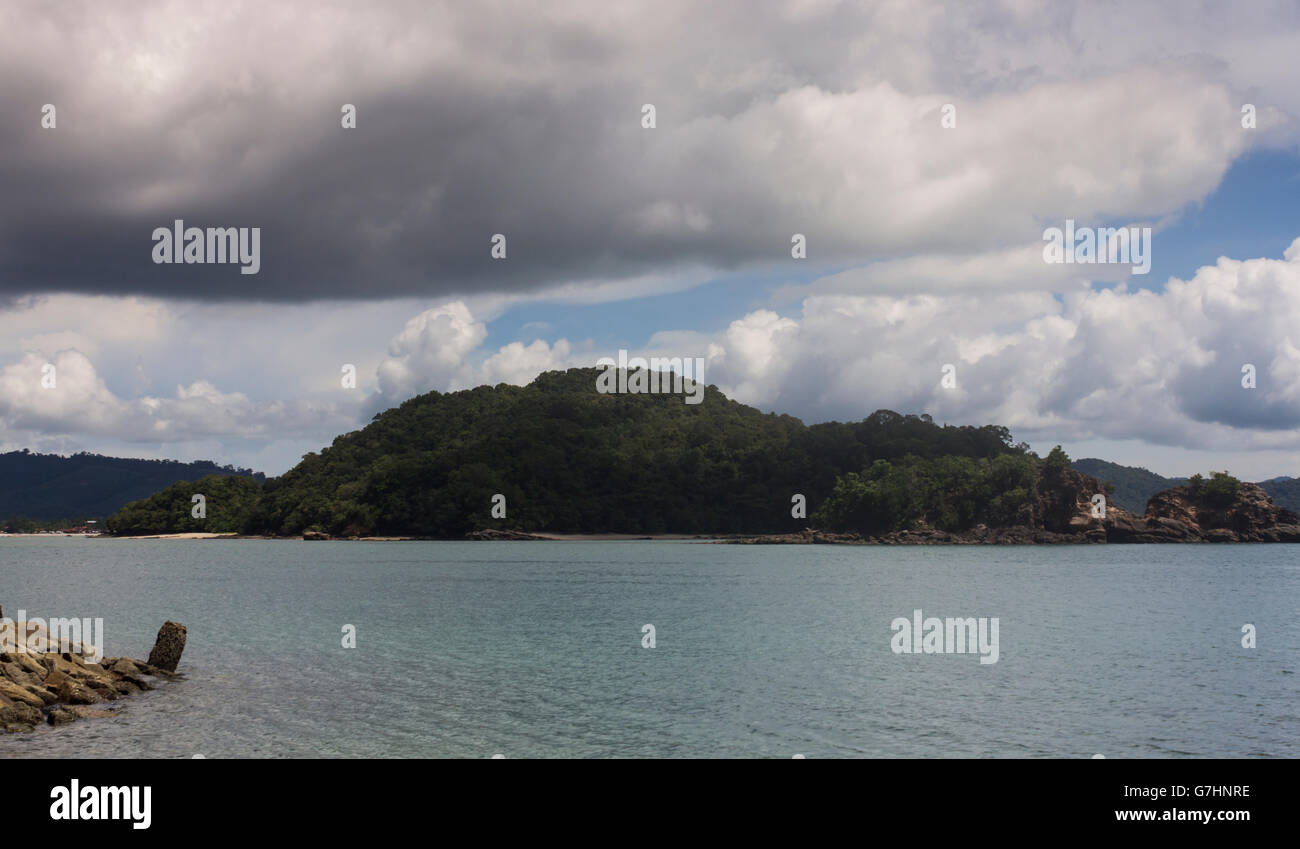 Reflections of sea landscapes hi-res stock photography and images - Alamy