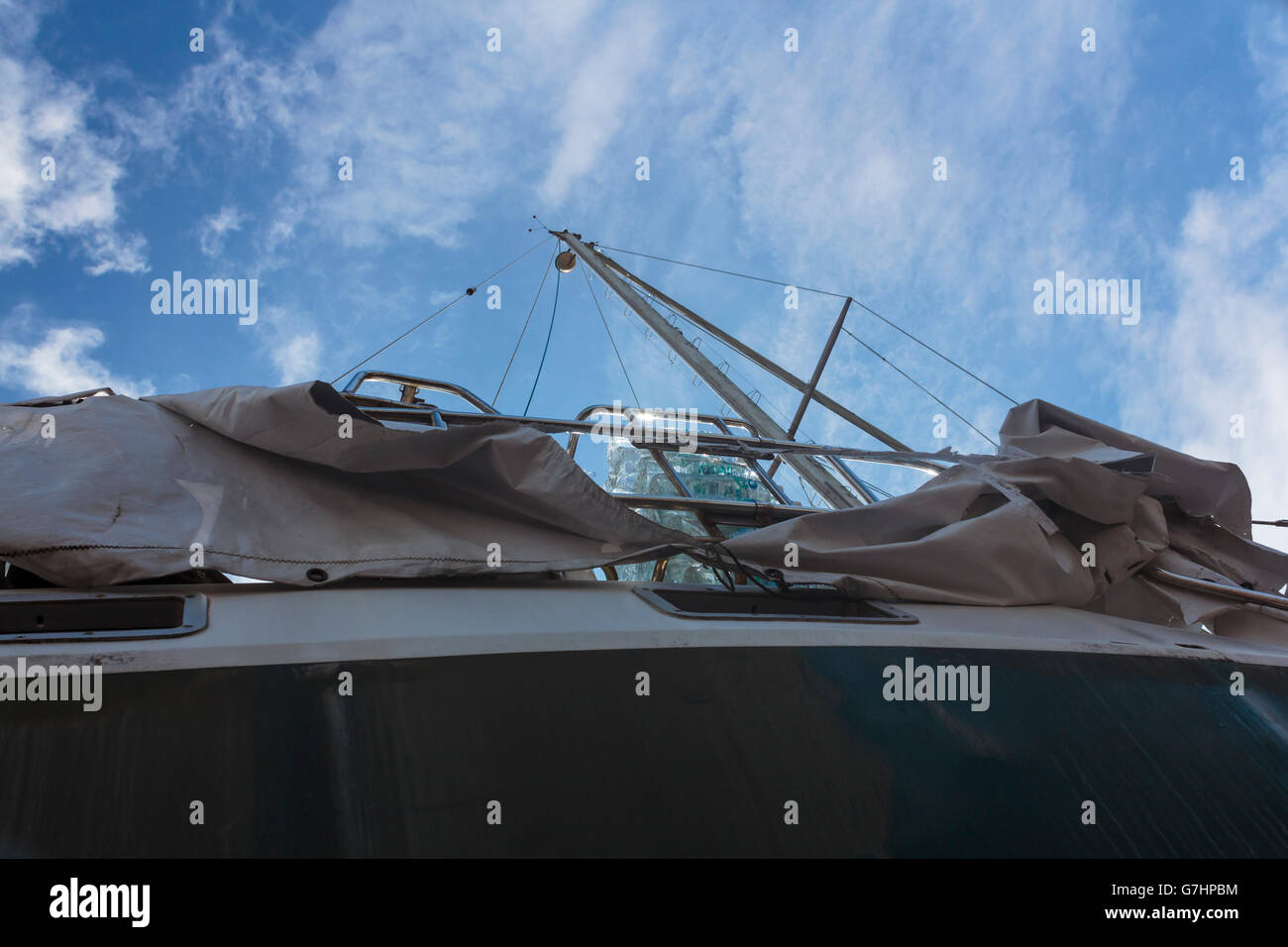 Overhead boat dock hi-res stock photography and images - Alamy