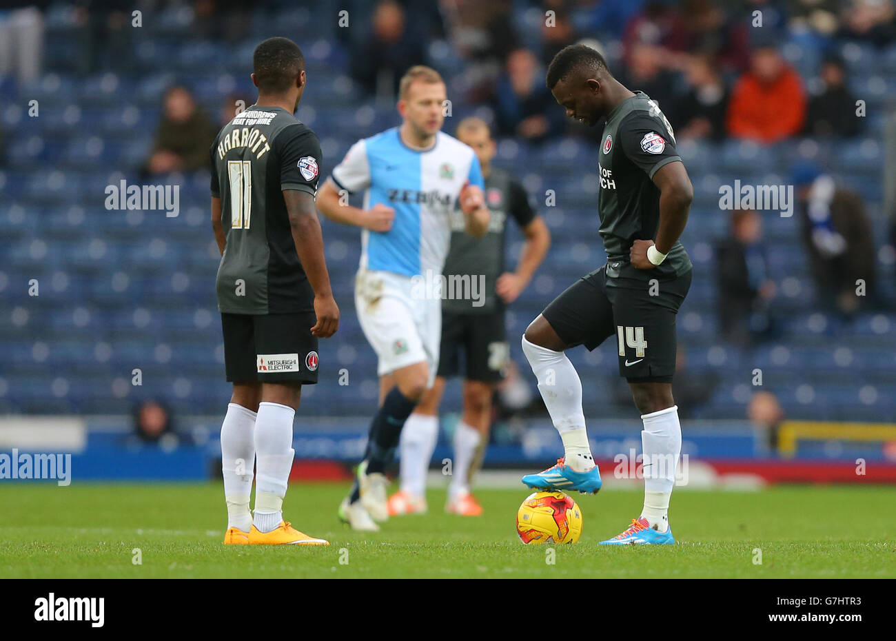 Charlton athletics callum harriott hi-res stock photography and images ...