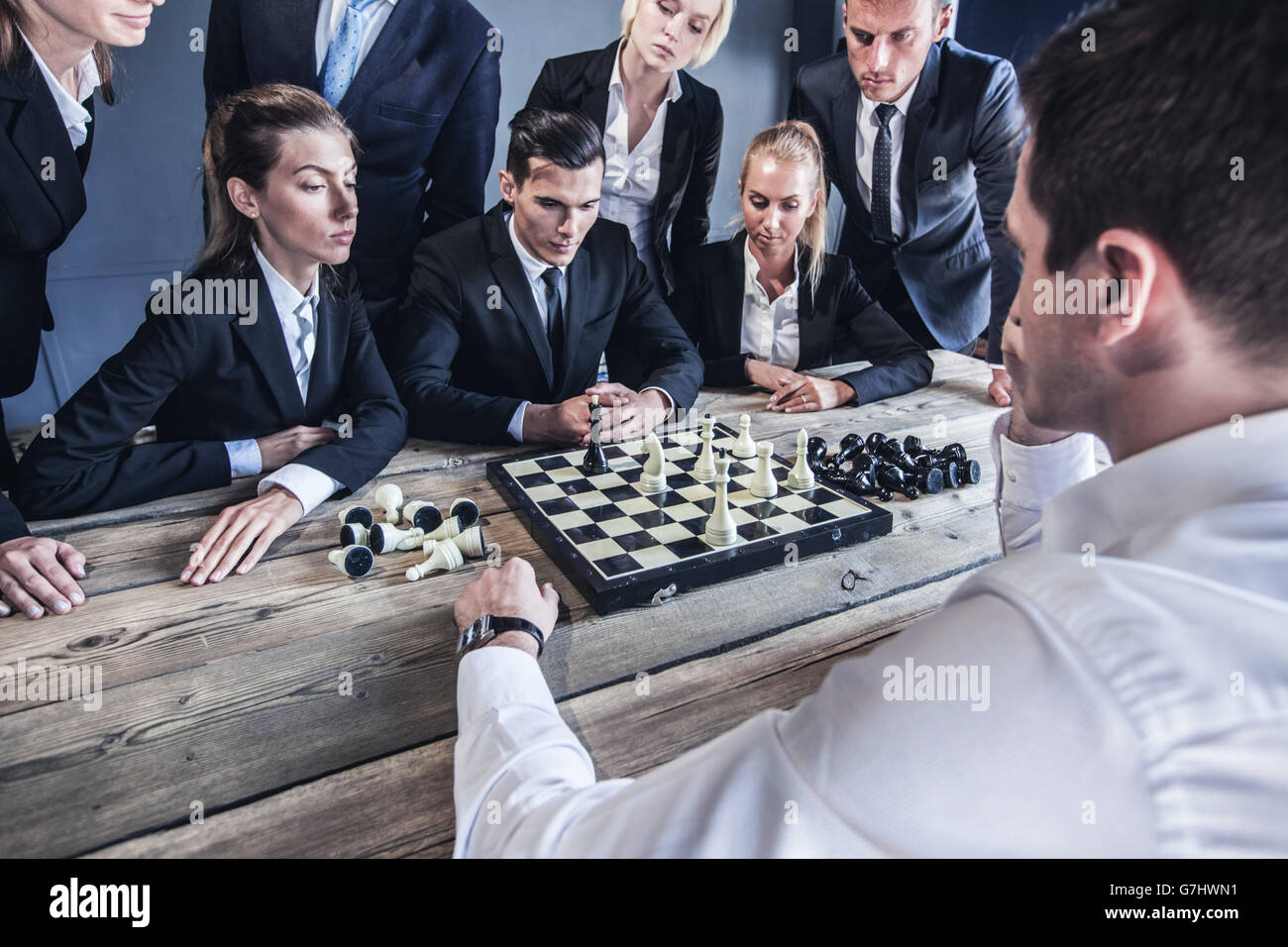 Businessman team playing chess hi-res stock photography and images - Alamy