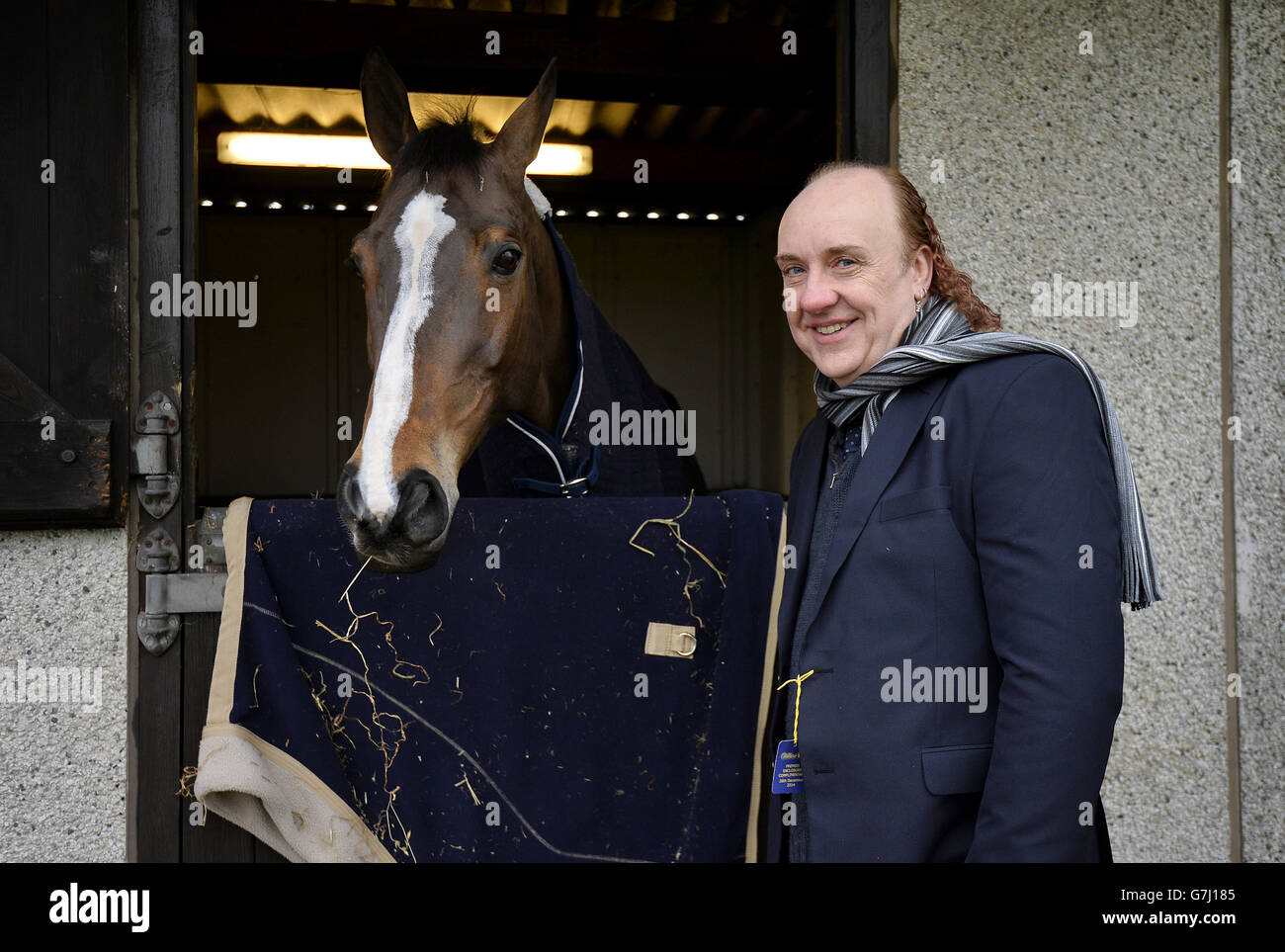 Guests from Kempton Park's Twitter during William Hill's meet and greet ...