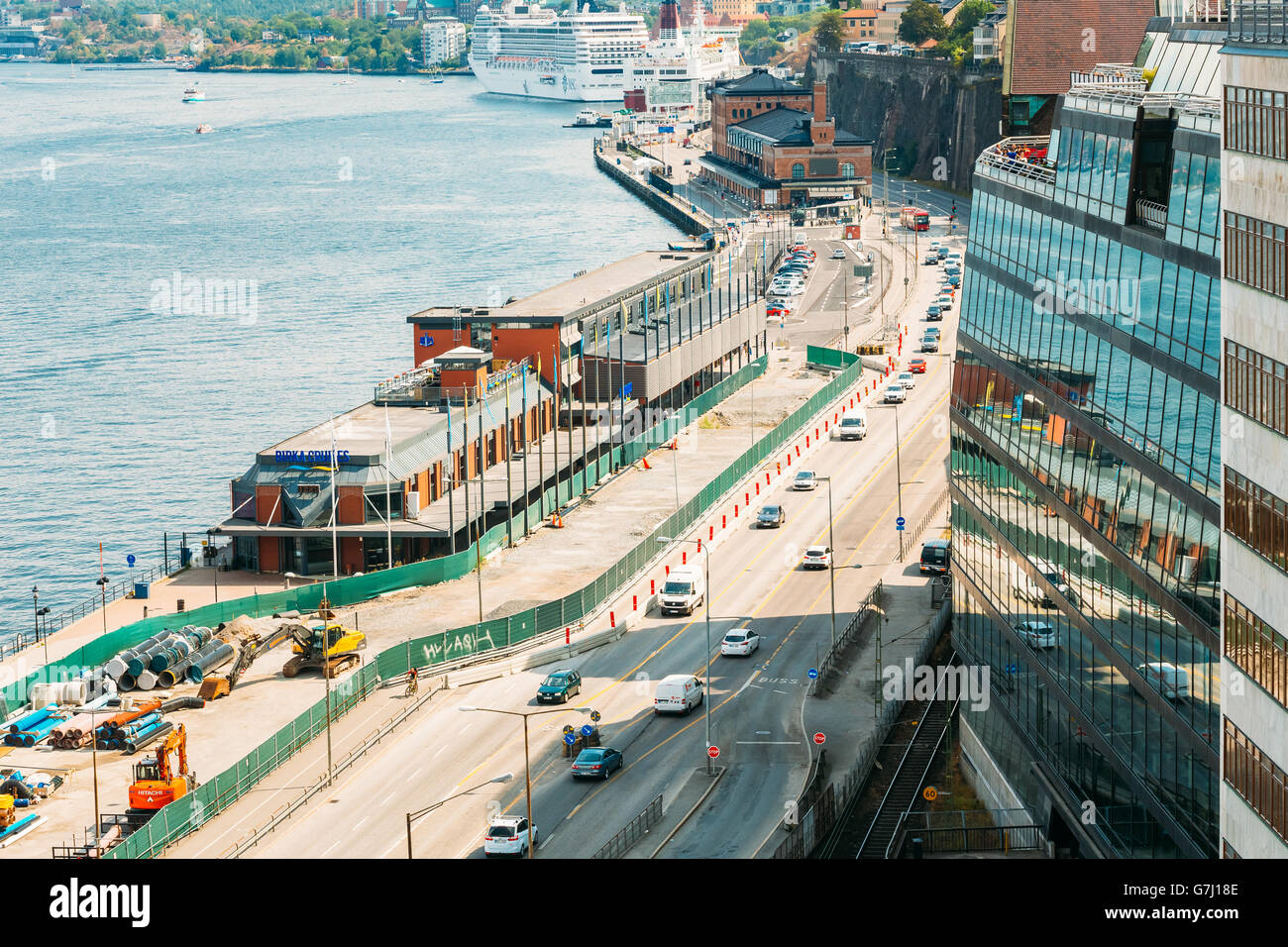 Embankment construction hi-res stock photography and images - Alamy