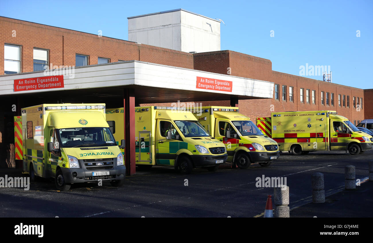 Hospital overcrowding ireland hi-res stock photography and images - Alamy