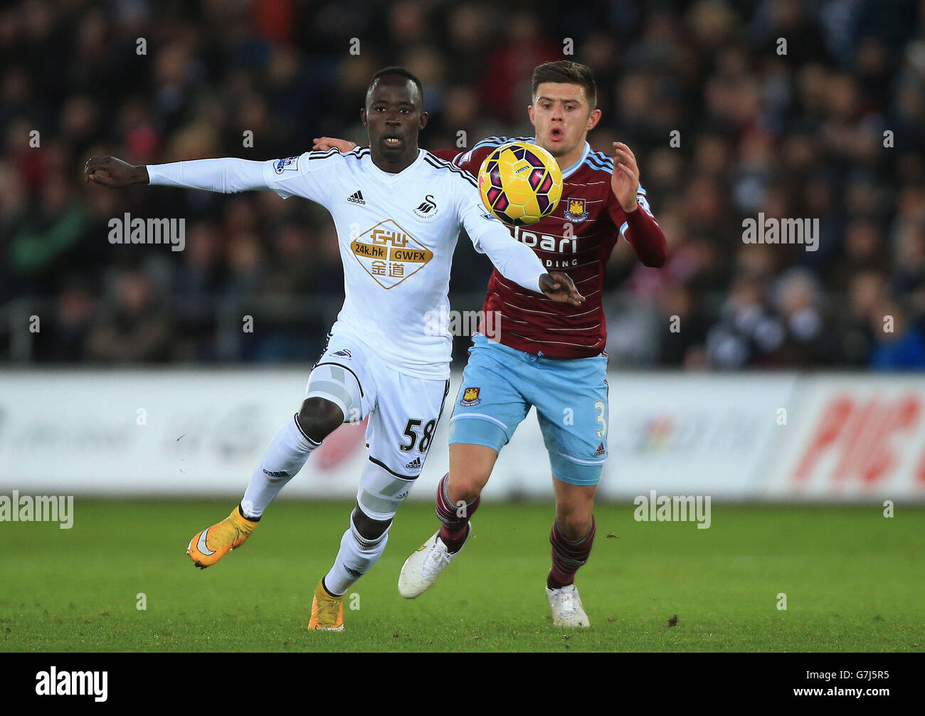 Ball barrow hi-res stock photography and images - Alamy