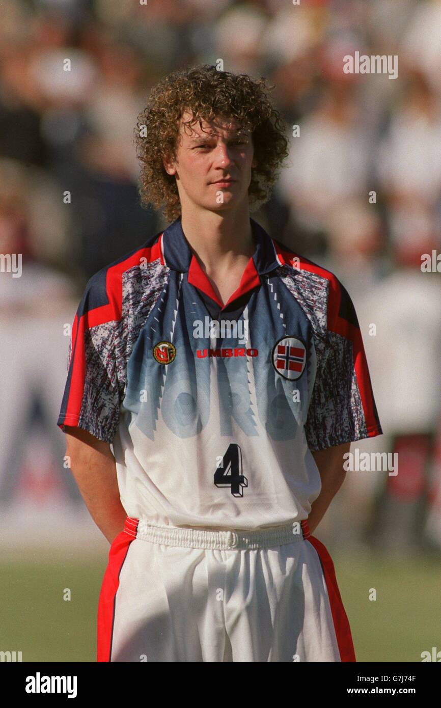 Dan eggen hi-res stock photography and images - Alamy