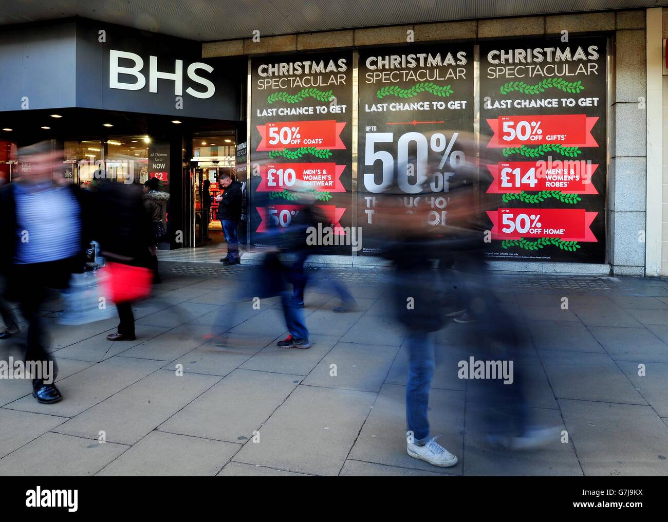 Consumer panic hi-res stock photography and images - Alamy